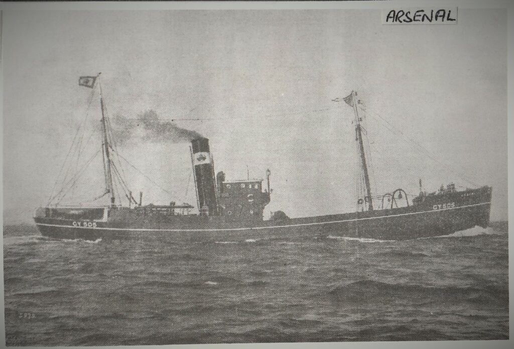 ww2-1940-11-16 – Deep Sea Trawlers