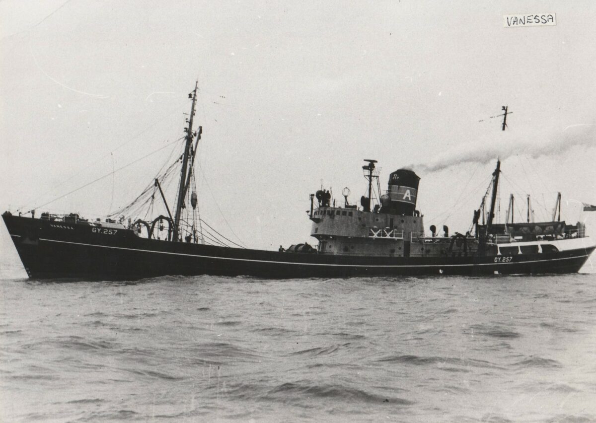 1975-04 – Deep Sea Trawlers